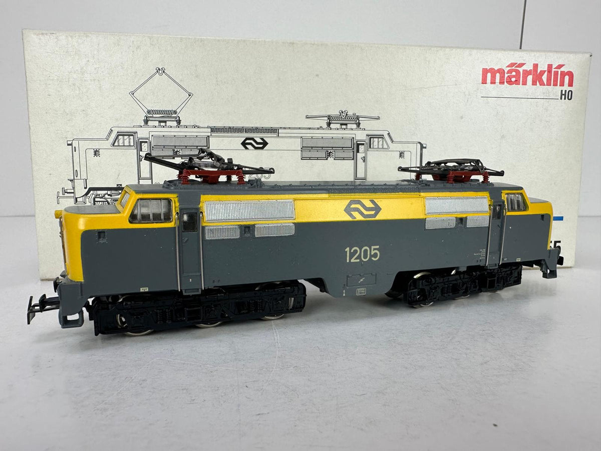 Märklin 3055 – NS Series 1205 – Electric Locomotive — Miniature Trainstore
